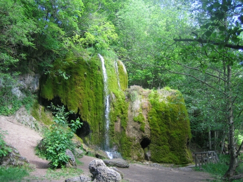 - Wasserfall-Runde